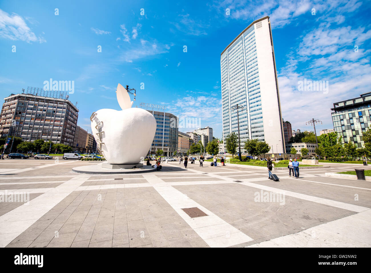 Apple sculpture hi-res stock photography and images - Alamy