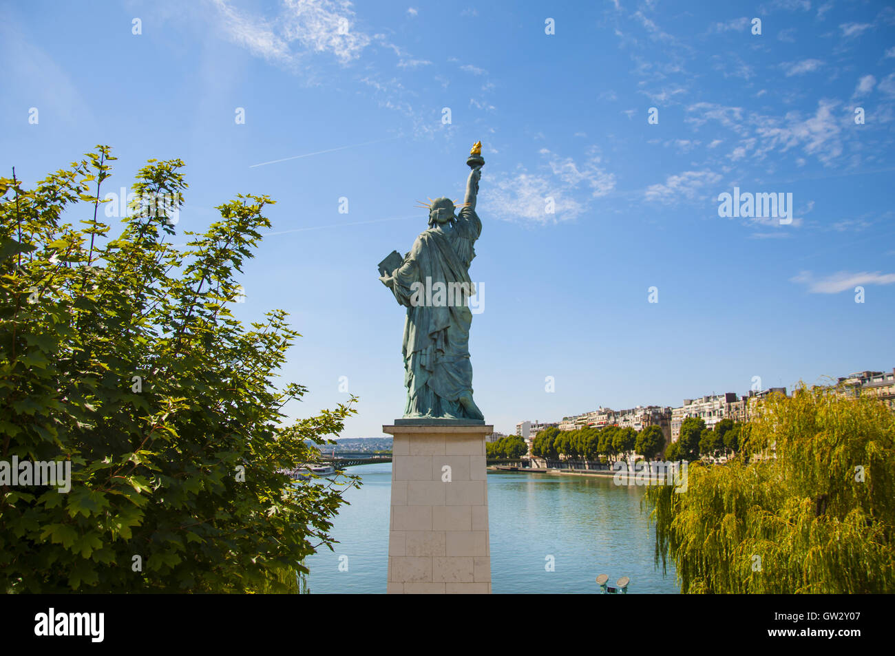 French statue of liberty hi-res stock photography and images - Alamy