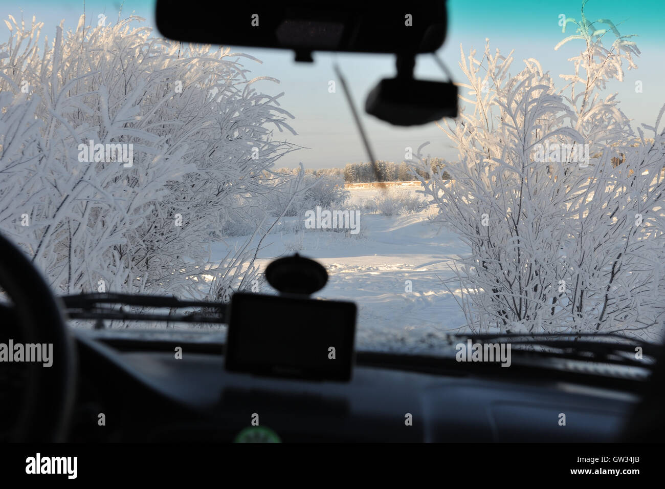 Great Wall Deer pickup driving on snowy area Stock Photo - Alamy