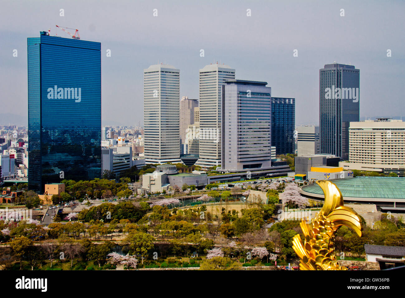 Osaka skyline hi-res stock photography and images - Alamy