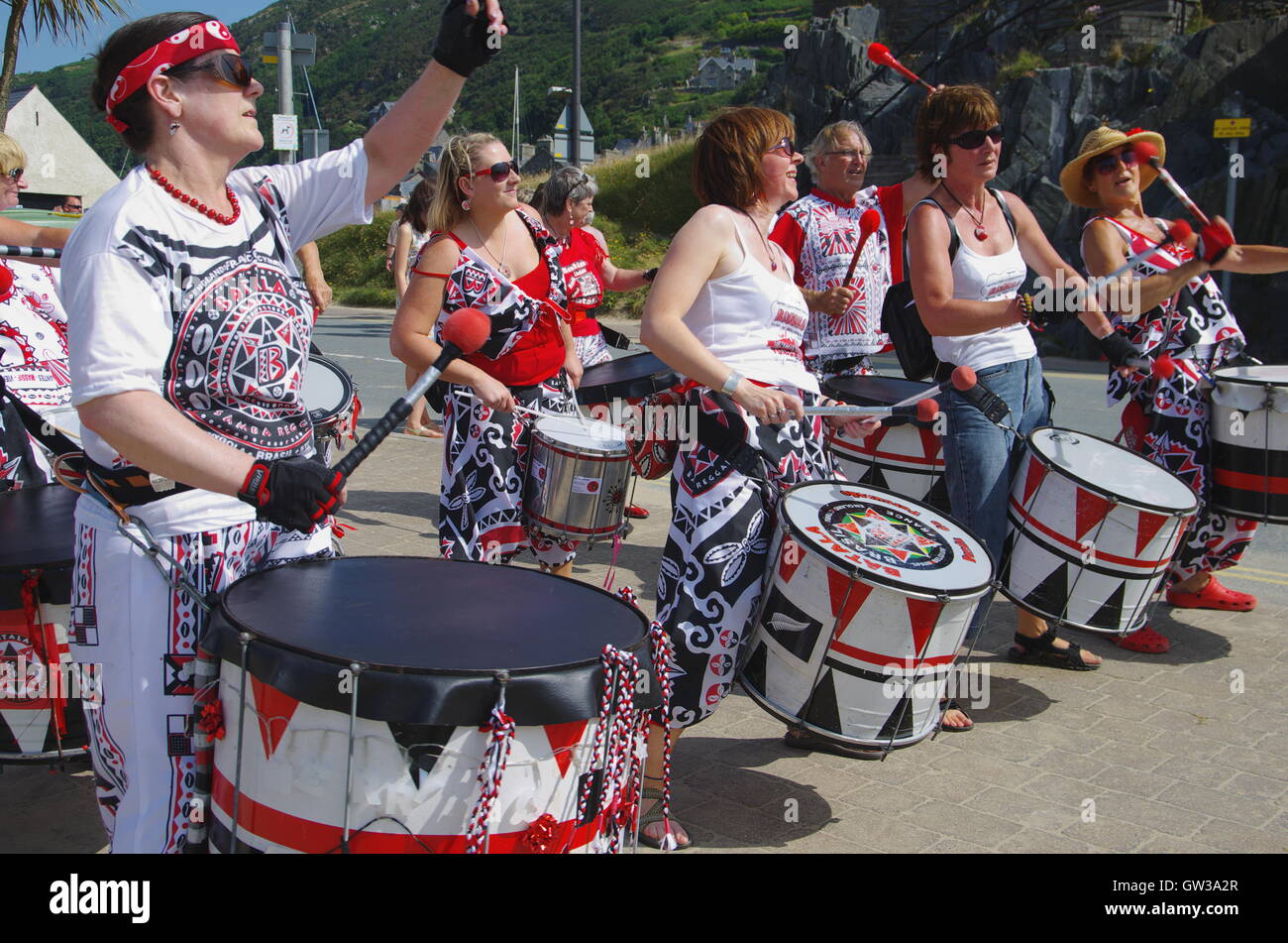 Batala drumming band hi-res stock photography and images - Alamy