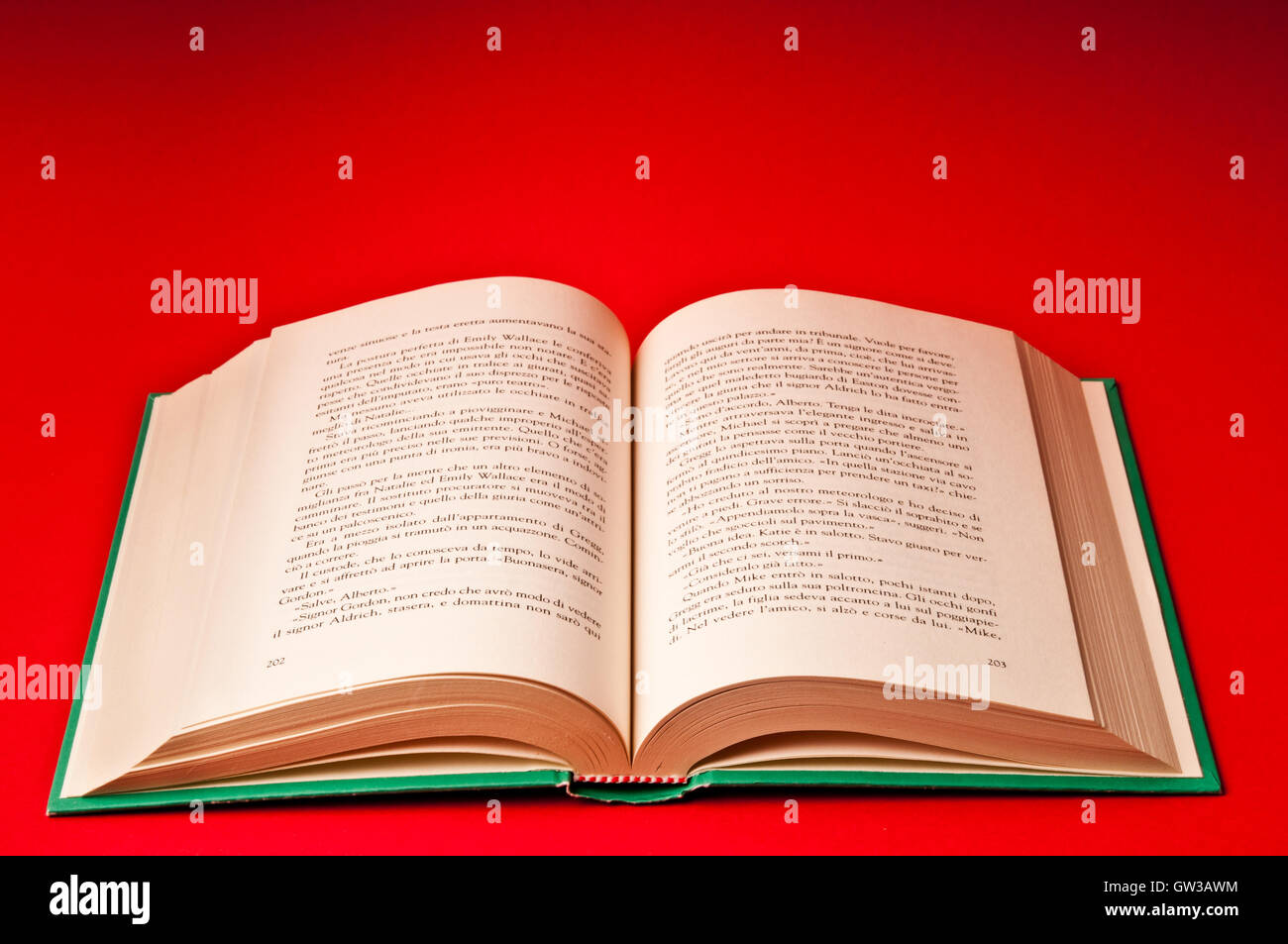 Book open pages hi-res stock photography and images - Alamy