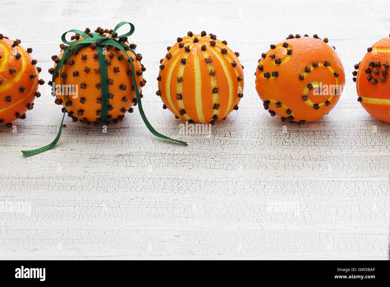 Orange pomander balls hi-res stock photography and images - Alamy