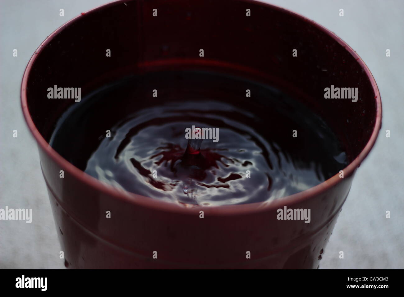 Water drop bucket hi-res stock photography and images - Alamy