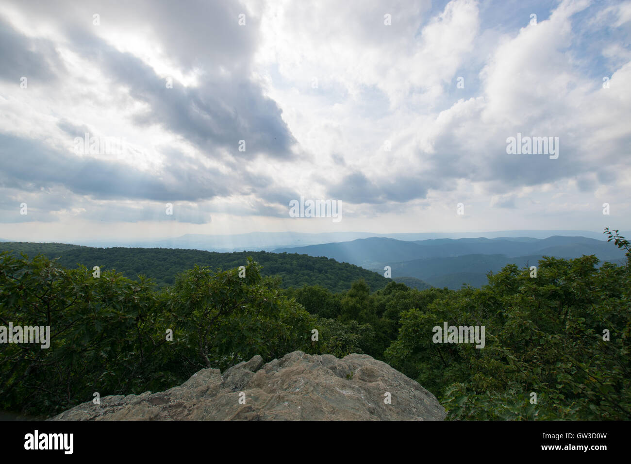 Bearfence Mountain Landscape in Shenandoah National Park, Virginia ...