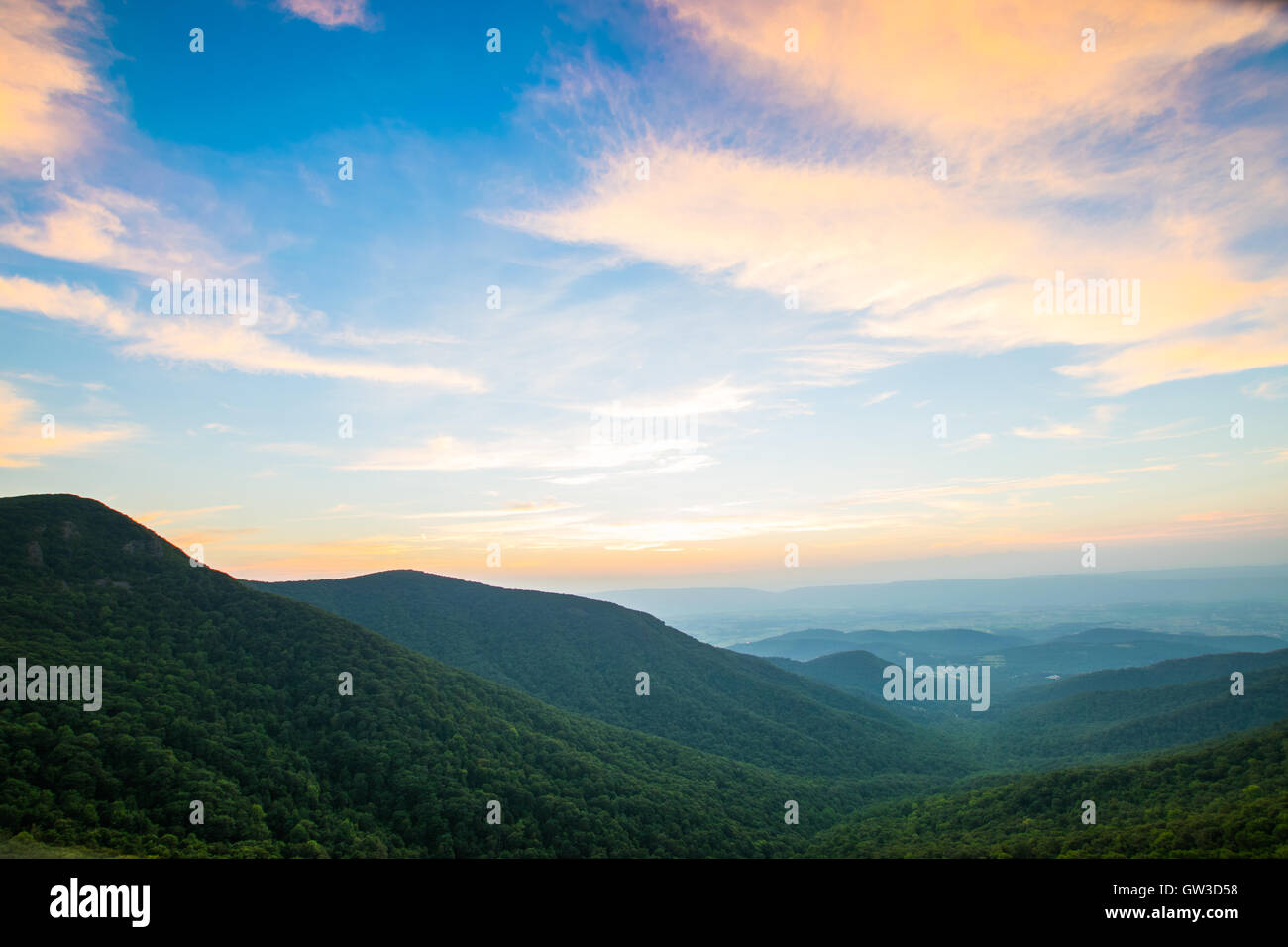 Cresent Overlook of Highest Peak in Shenandoah National Park, Virginia ...