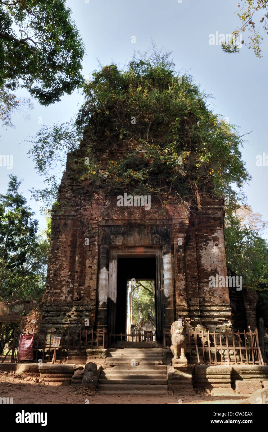 Angkorian culture hi-res stock photography and images - Alamy