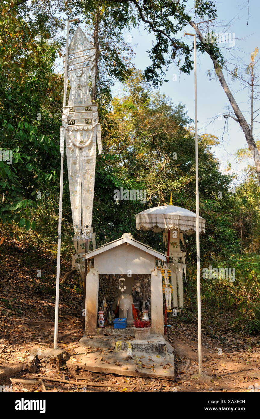 Angkorian culture hi-res stock photography and images - Alamy