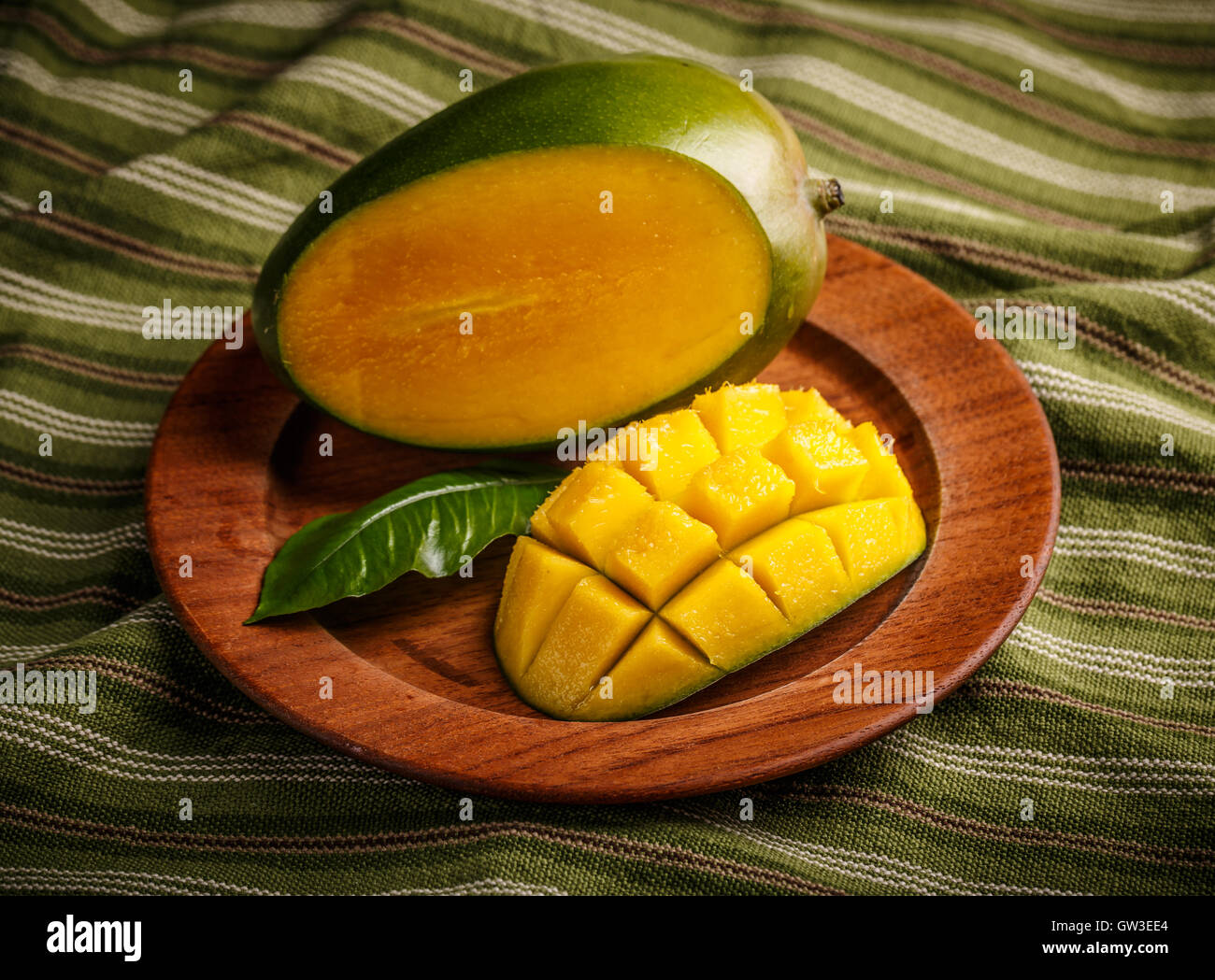 Mango slice hi-res stock photography and images - Alamy
