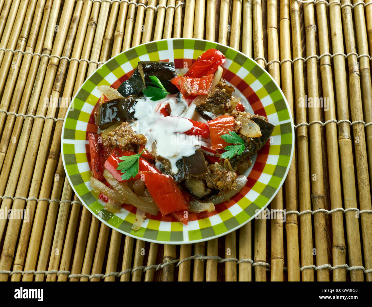 Afghan eggplant with yogurt sauce hi-res stock photography and images ...