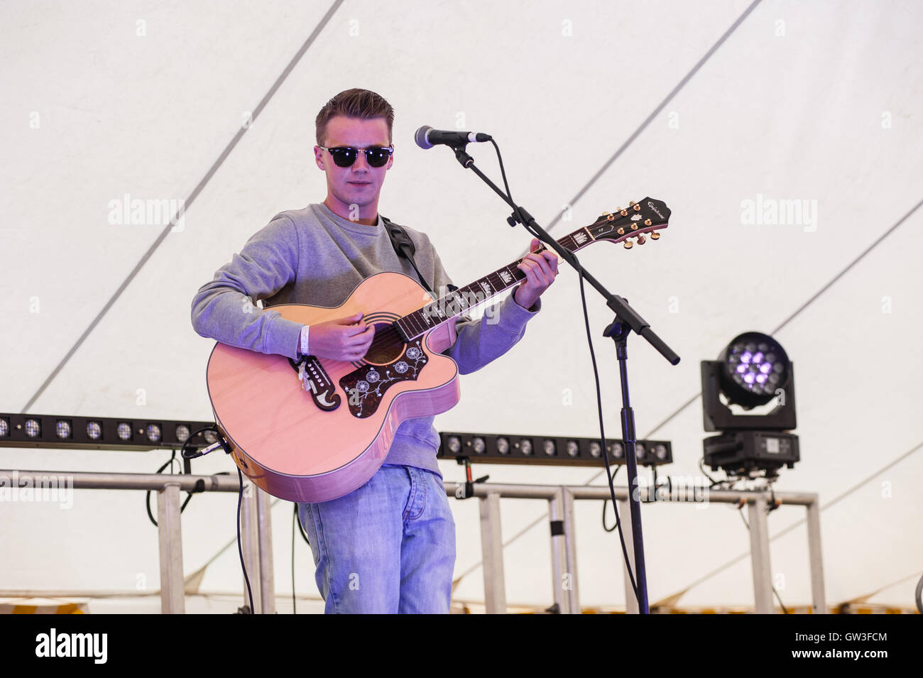 Joe Slater plays "The Freshly Squeezed Stage" Camper Calling, Ragley ...