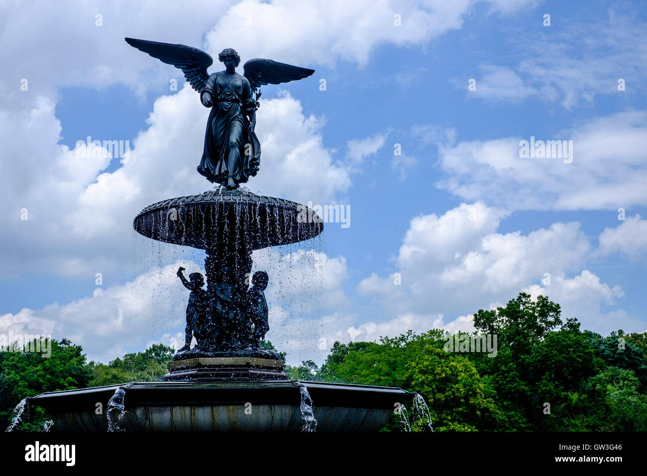 The Bethesda Angel Fountain at Bethesda Terrace, Central Park Stock ...