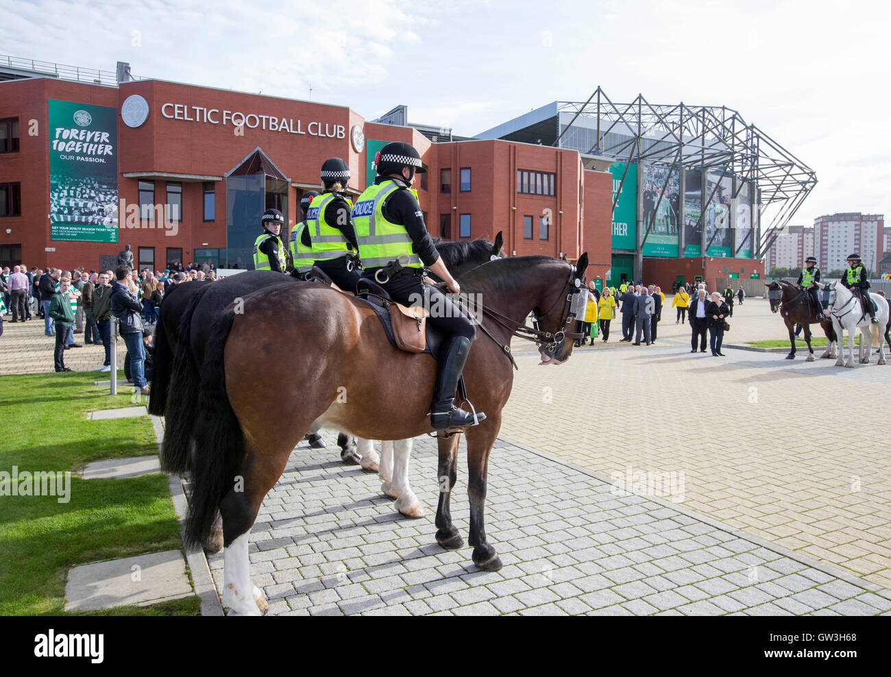 Mounted police officers outside celtic park hi-res stock photography ...