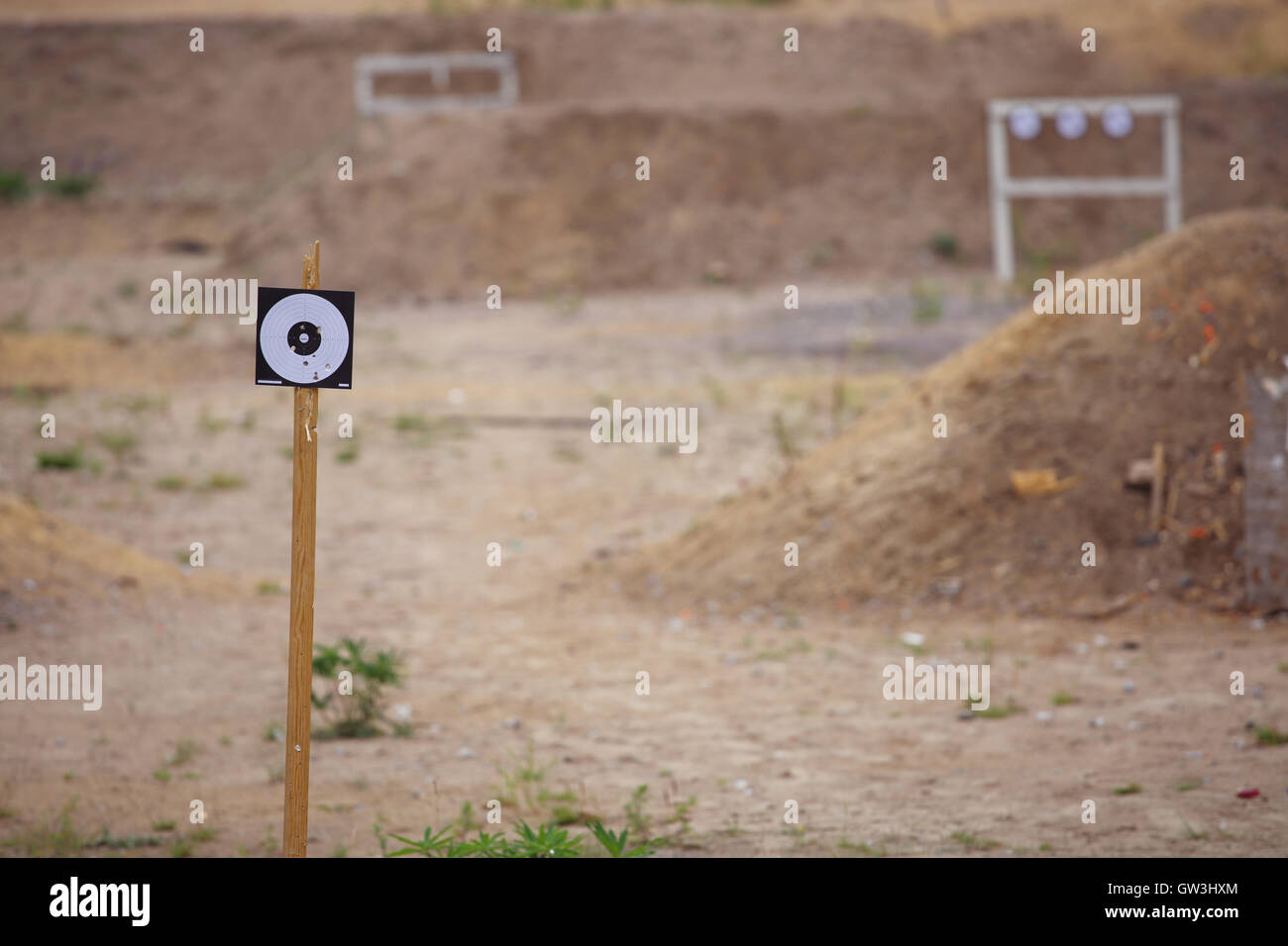 Targets on outdoor shooting range close up Stock Photo - Alamy