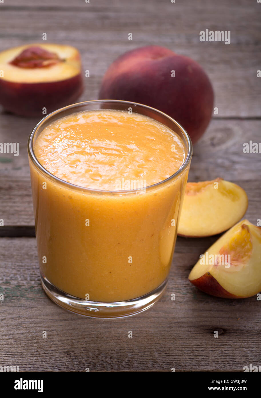 Sliced fresh peach juice hi-res stock photography and images - Alamy