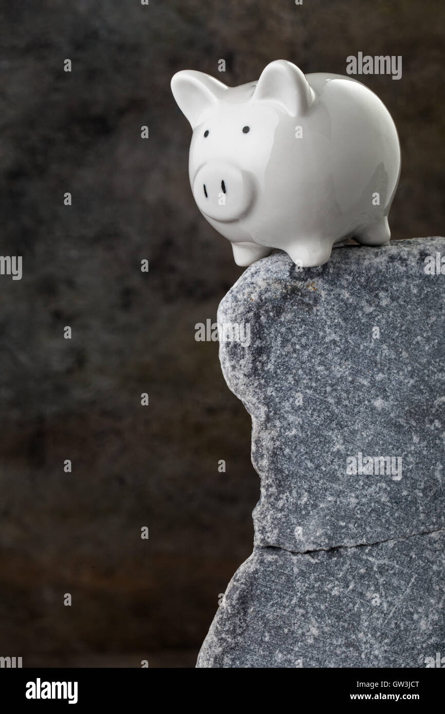 Edge stone hi-res stock photography and images - Alamy