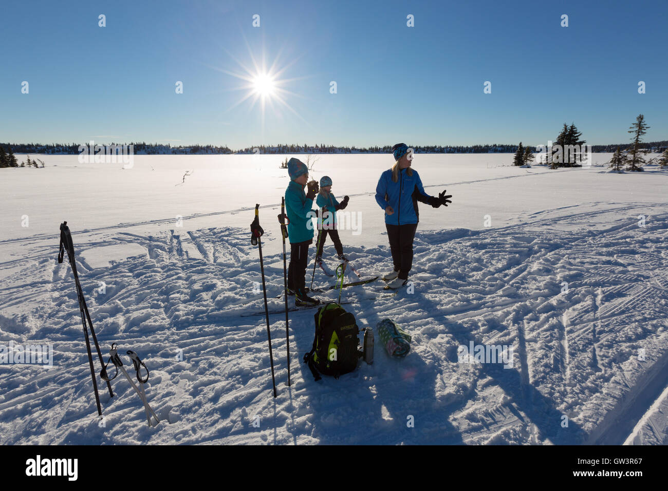 Winter daytime landscape hi-res stock photography and images - Alamy