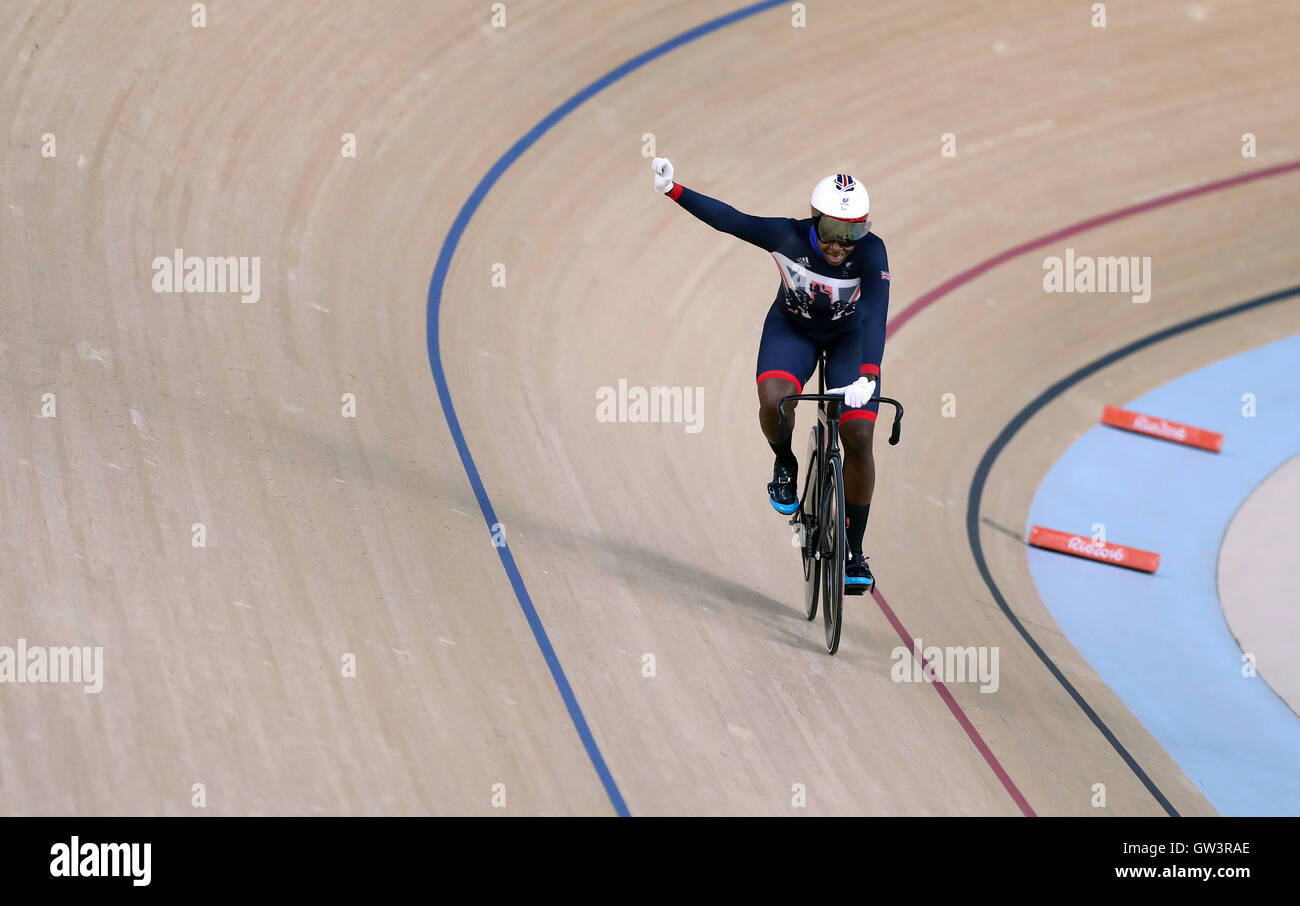 Great Britain's Kadeena Cox celebrates winning Gold in the Women's C4-5 ...