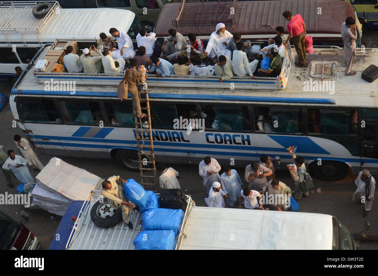 Pakistan pakistani bus, lahore, hi-res stock photography and images - Alamy