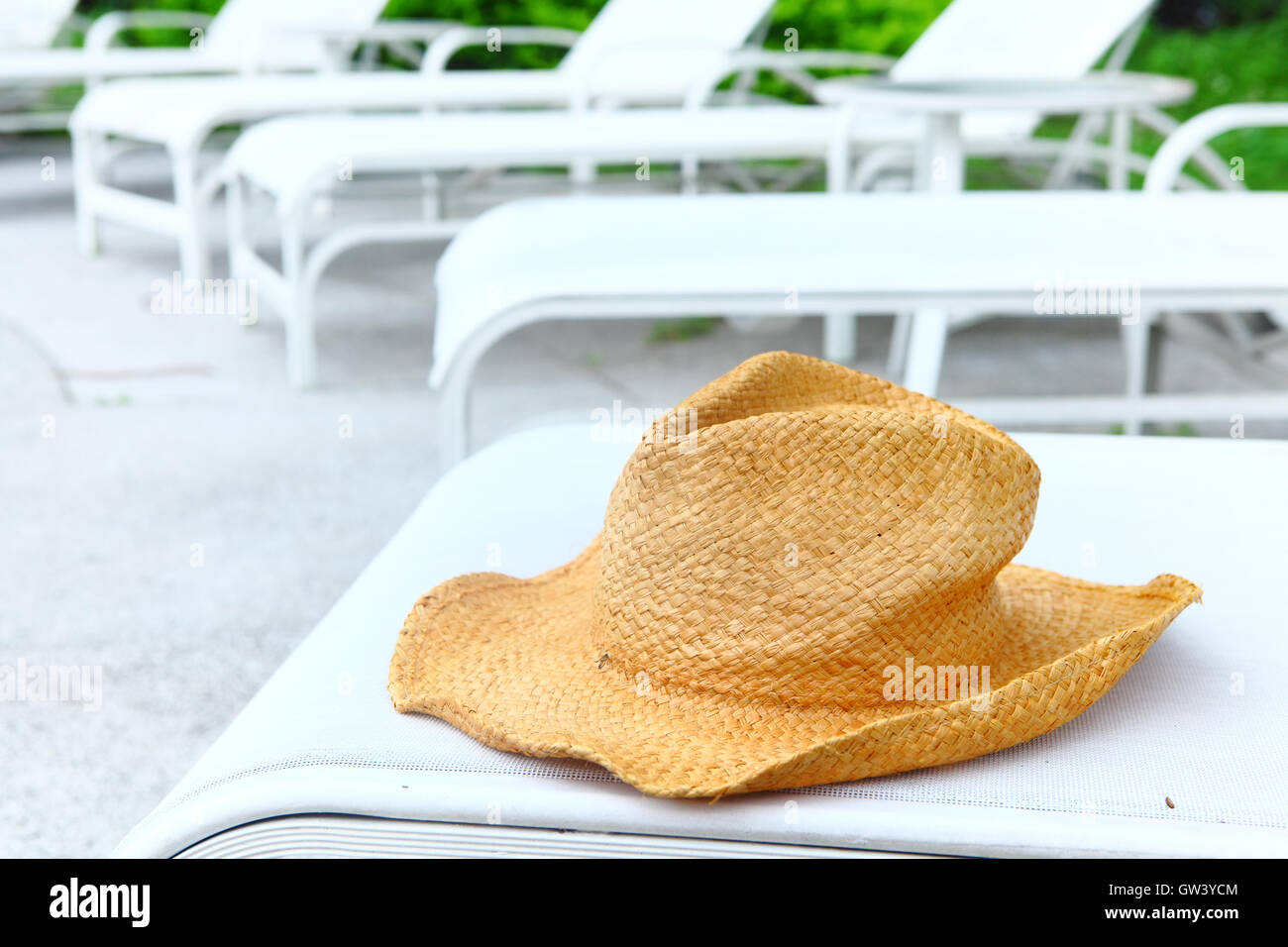 Woven umbrella hat hi-res stock photography and images - Alamy