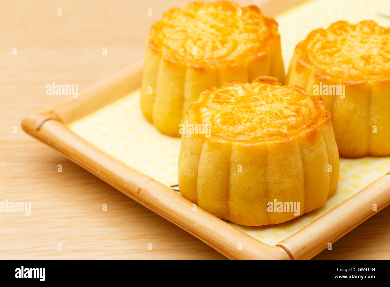 Mooncake on plate hi-res stock photography and images - Alamy