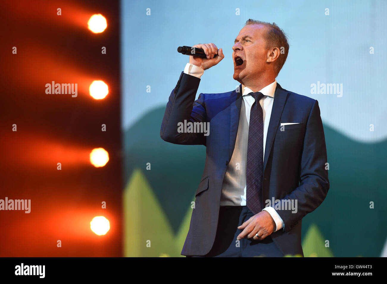 Martin fry hi-res stock photography and images - Alamy