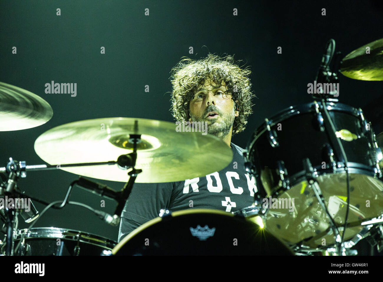Papa roach drummer tony palermo hi-res stock photography and images - Alamy