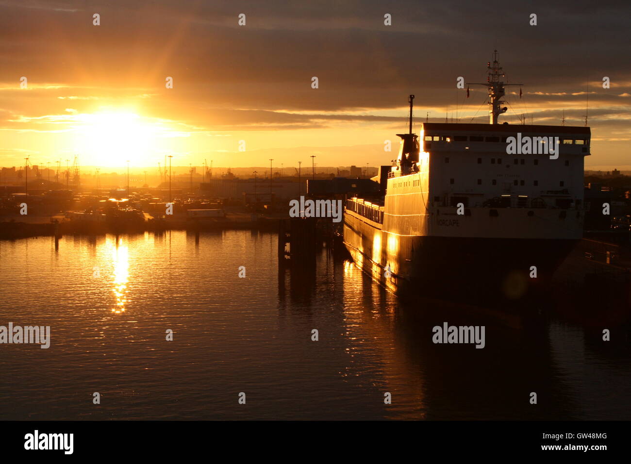 Kingston Upon Hull on the Humber estuary viewing the P&O ferry to ...