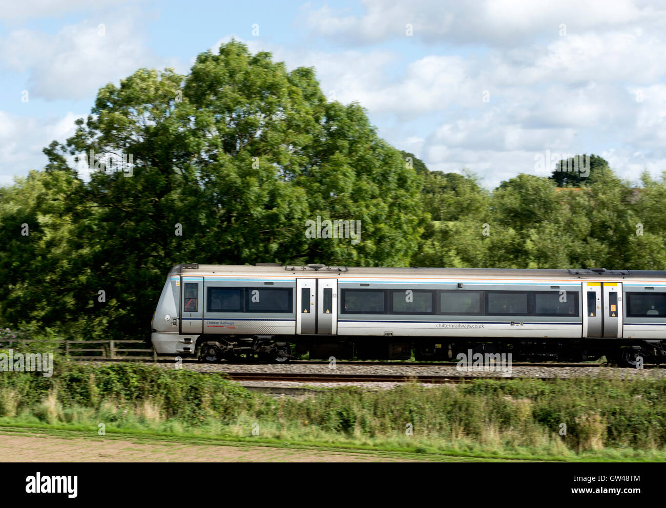 Chiltern Railways train at Hatton, Warwickshire, UK Stock Photo - Alamy