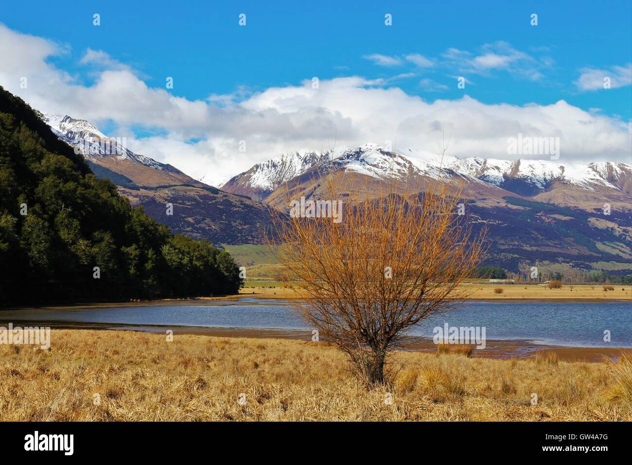 Diamond lake new zealand hi-res stock photography and images - Alamy