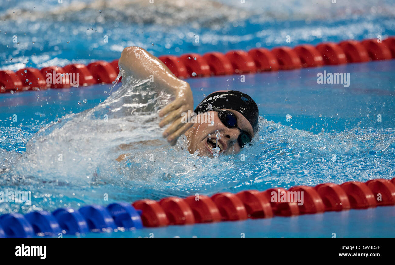 Rio De Janeiro, Brz. 10th Sep, 2016. USA's Tharon Drake swims to a ...