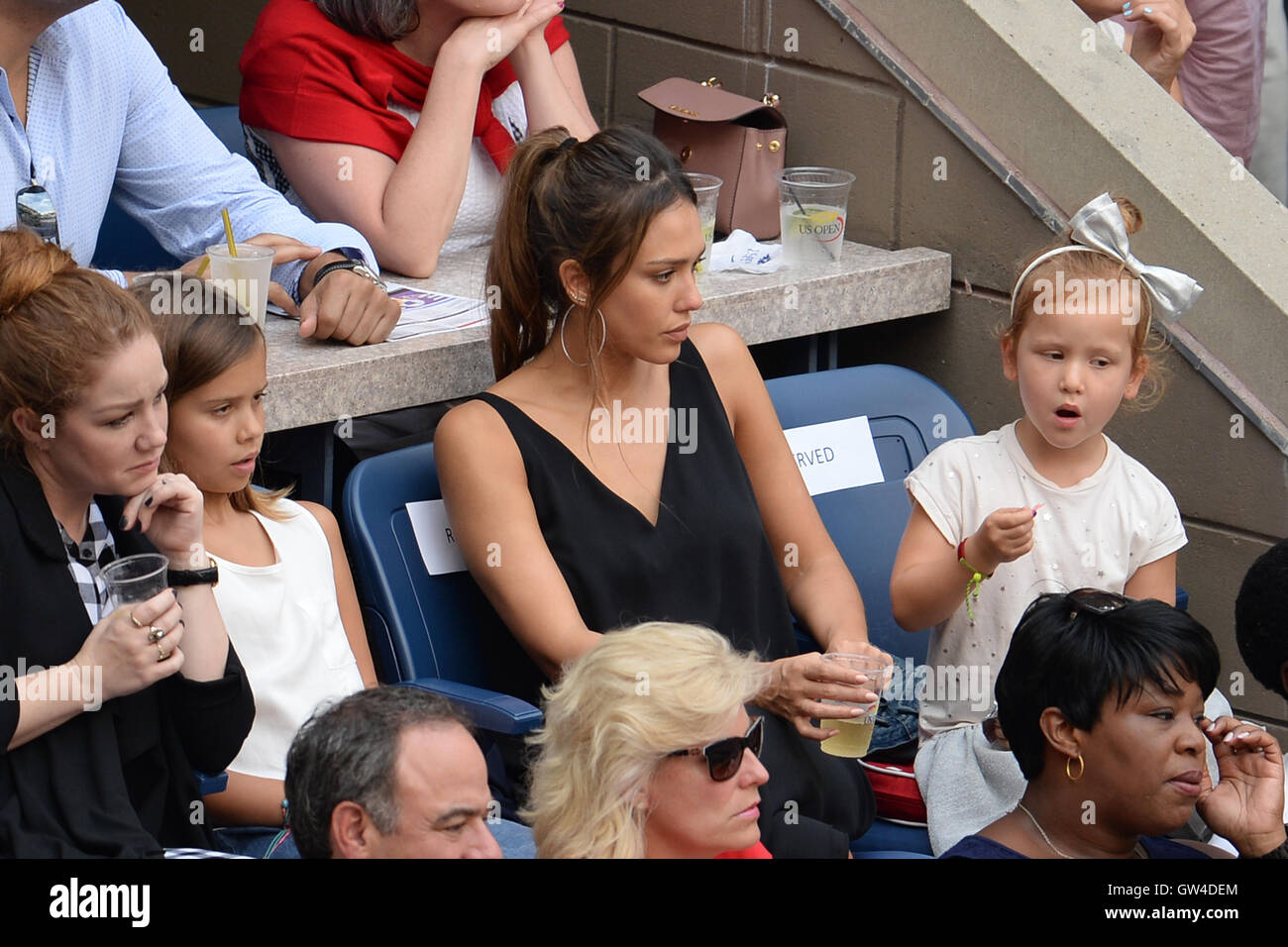 Honor marie warren and haven garner warren hi-res stock photography and ...