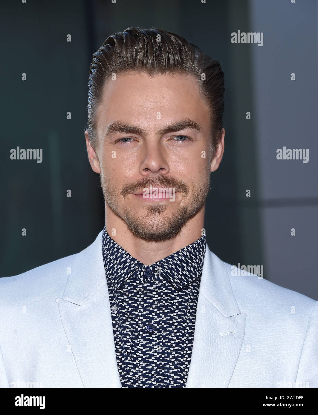 Los Angeles, California, USA. 10th Sep, 2016. Derek Hough arrives for ...