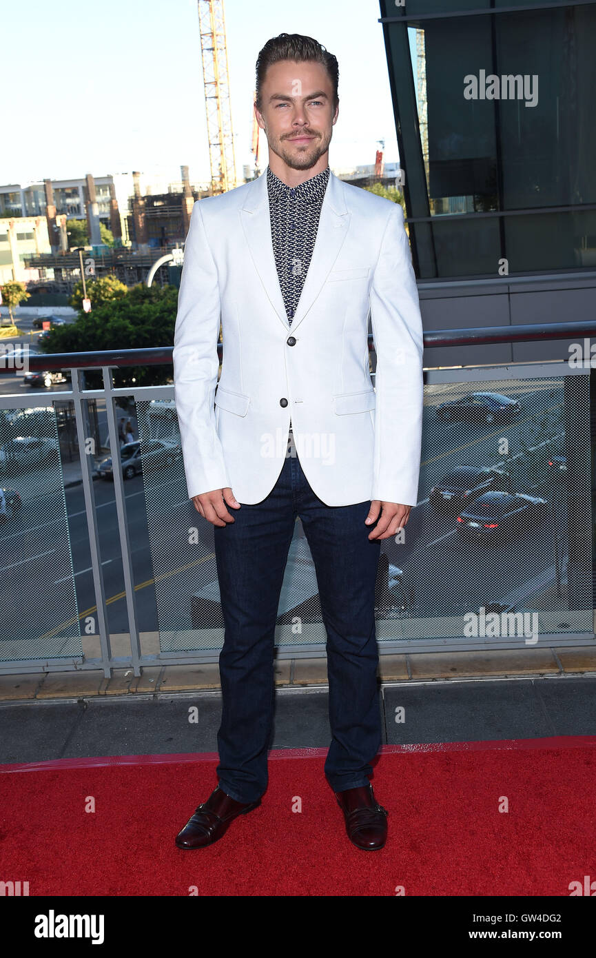 Los Angeles, California, USA. 10th Sep, 2016. Derek Hough arrives for ...