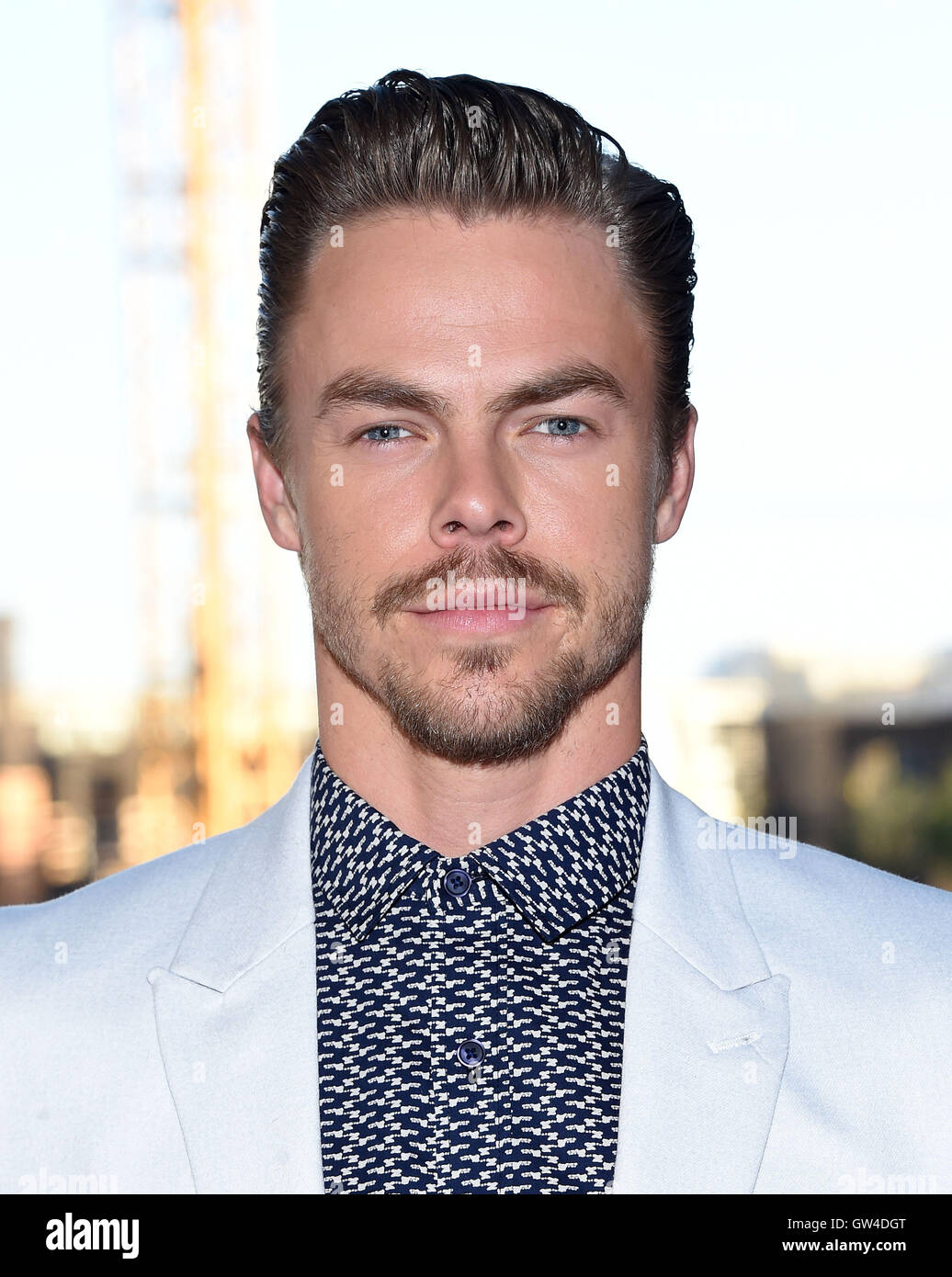 Los Angeles, California, USA. 10th Sep, 2016. Derek Hough arrives for ...