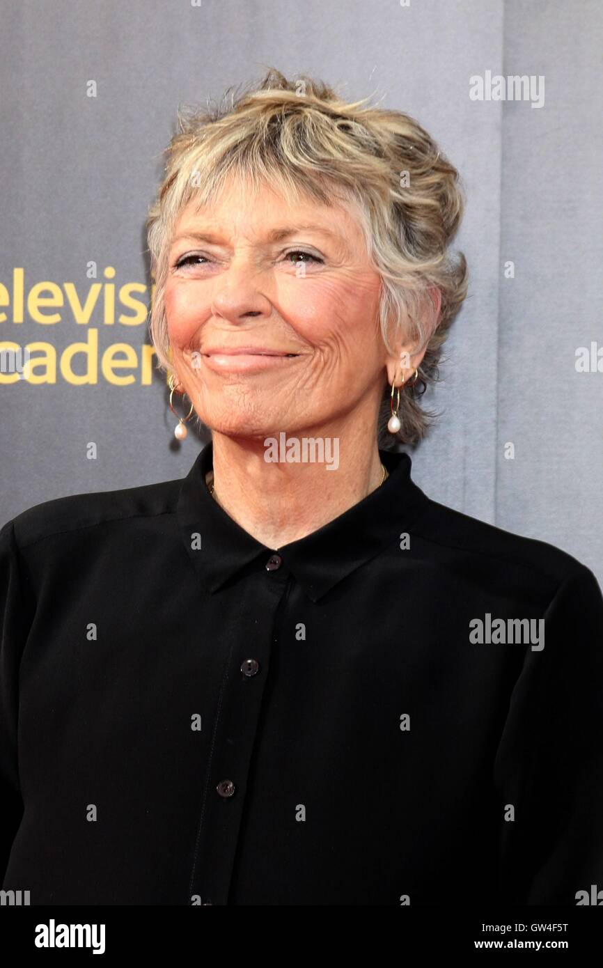 Linda ellerbee hi-res stock photography and images - Alamy