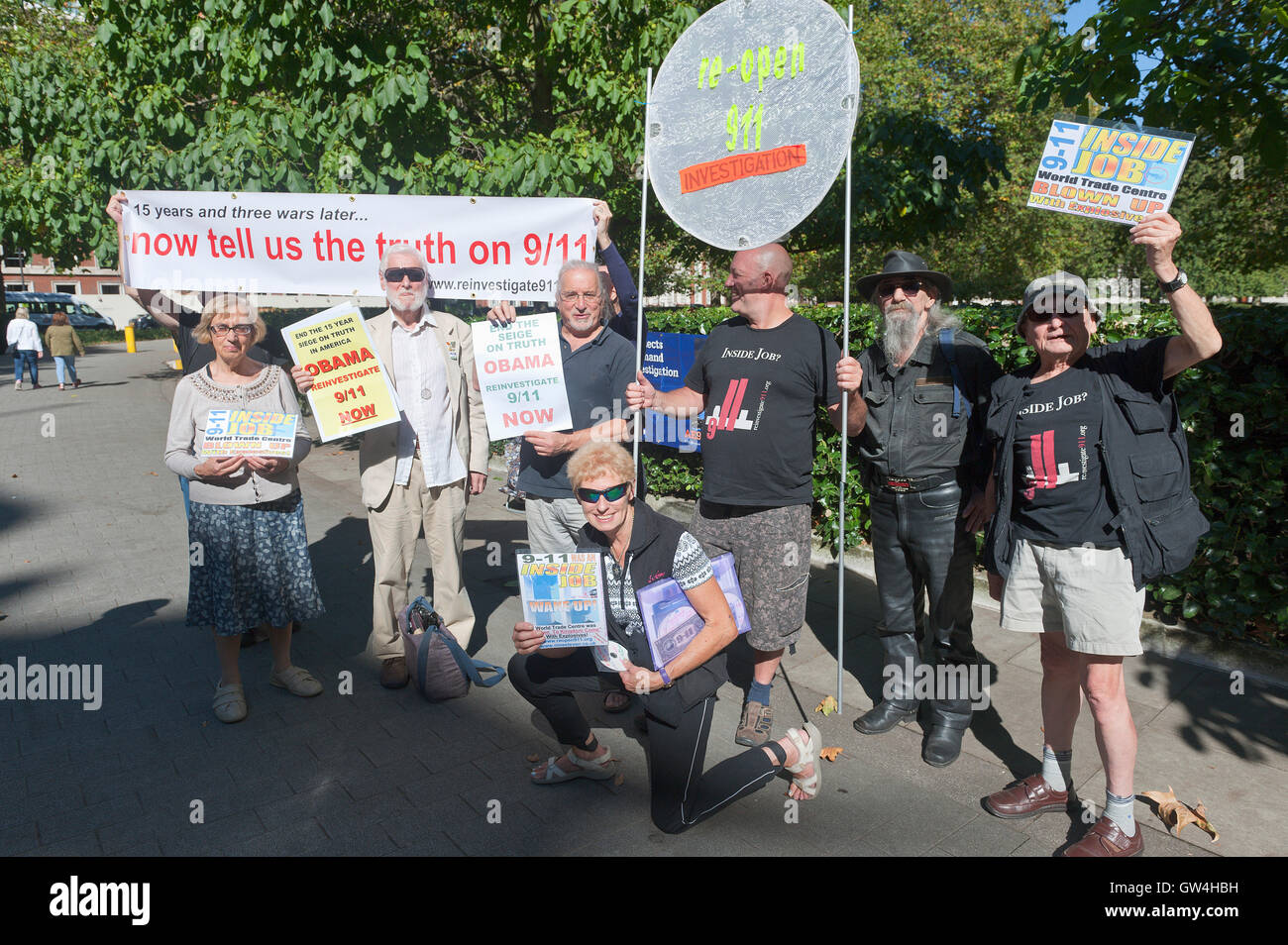 Told members of the media hi-res stock photography and images - Alamy