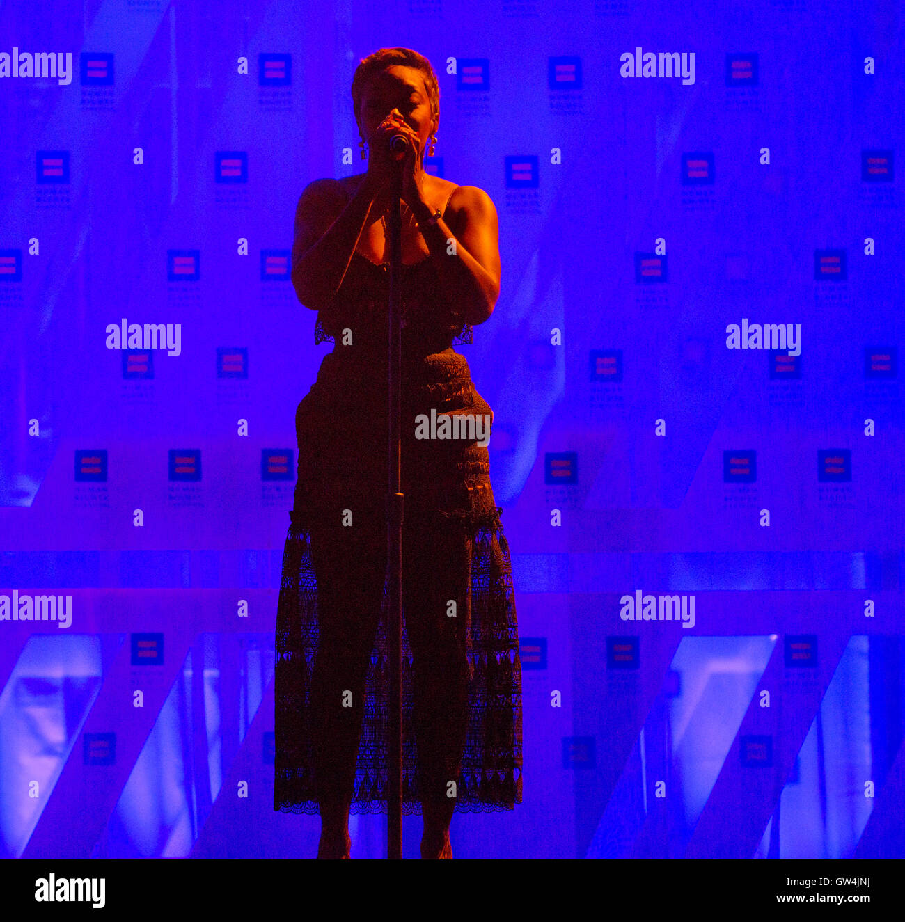 Washington, USA. 10th Sep, 2016. Grammy award winner, Estelle, performs ...