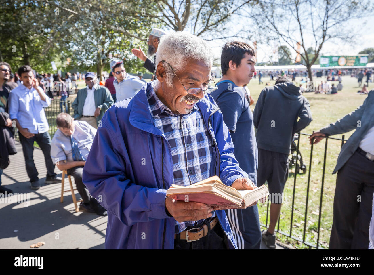 Preaching in the open air hi-res stock photography and images - Alamy