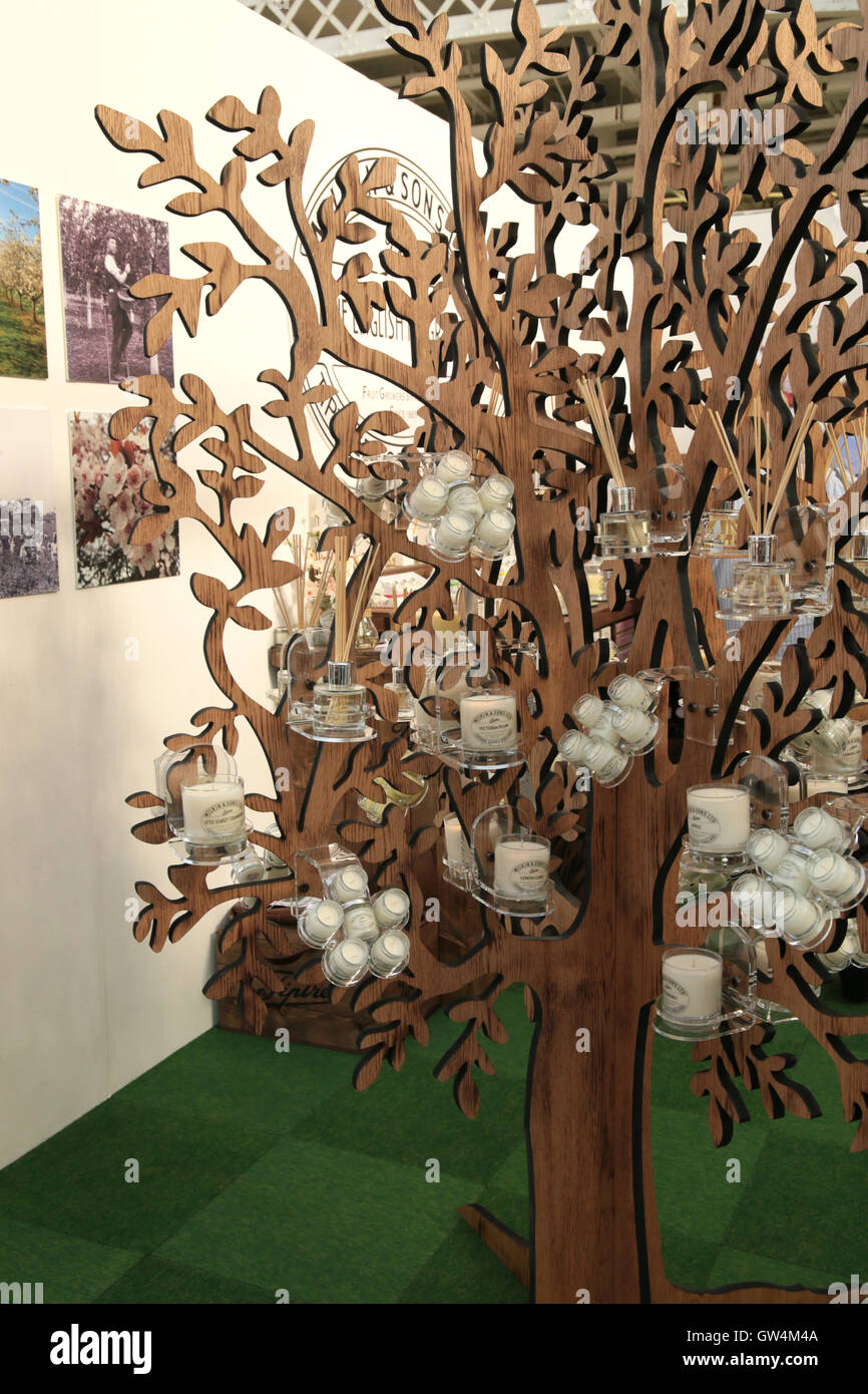 London, UK. 11th Sep, 2016. Top Drawer show bringing the best in Home ...