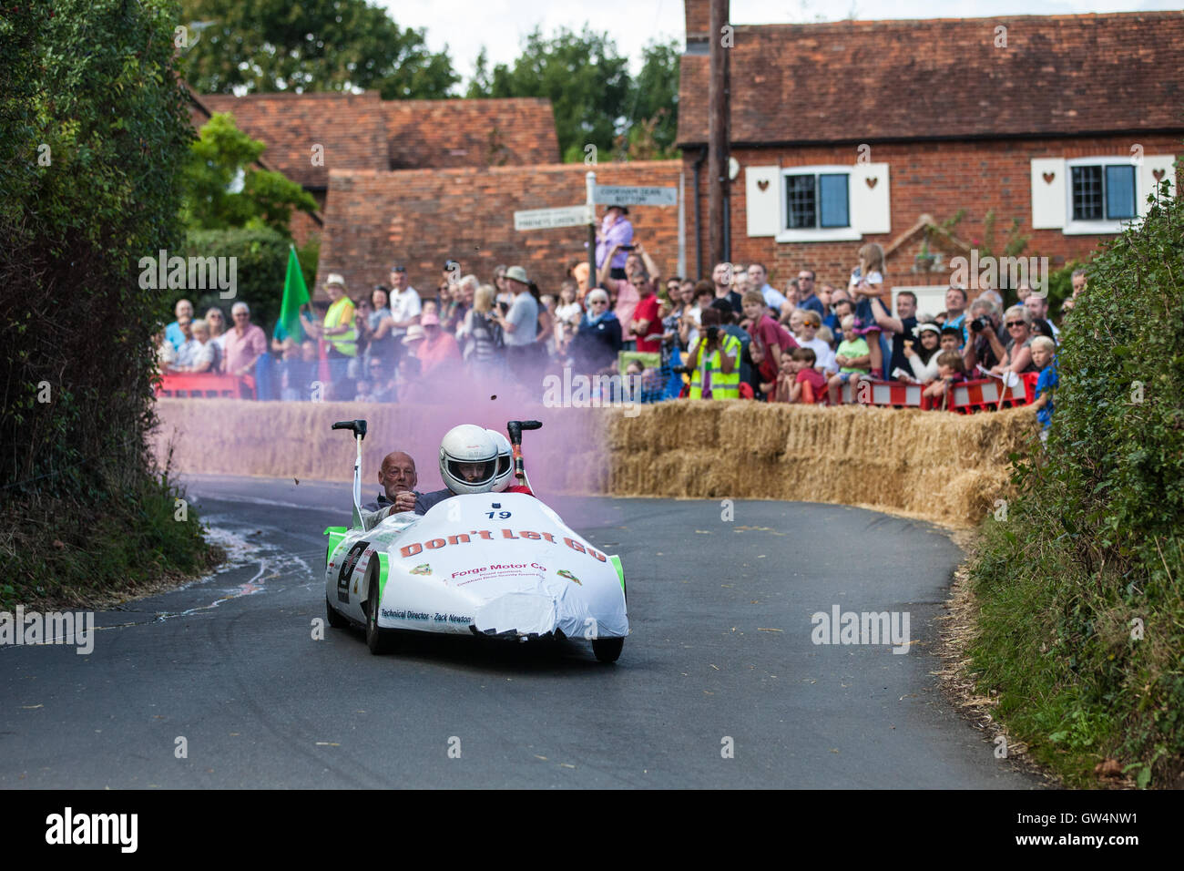 Cookham Dean, UK. 11th Sep, 2016. A custom-built go-kart competes in ...