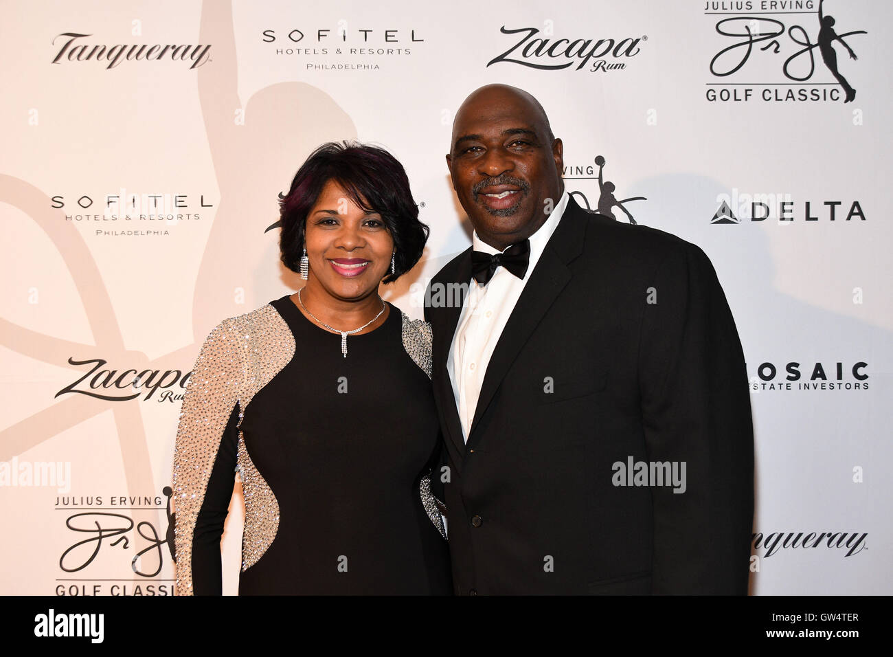 Philadelphia, Pennsylvania, USA. 11th Sep, 2016. Former NFL great and ...