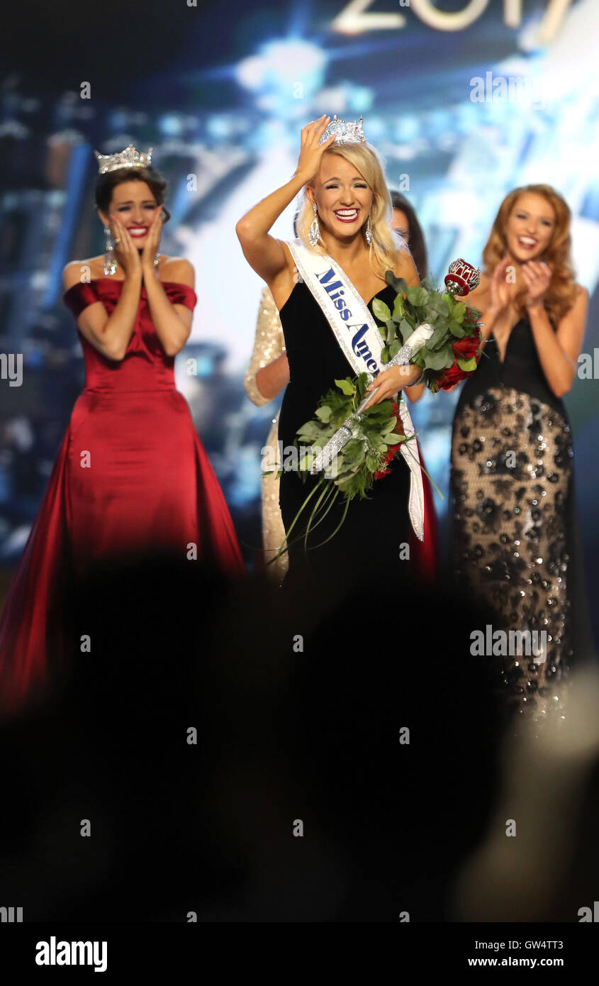 Atlantic city miss america hi-res stock photography and images - Alamy