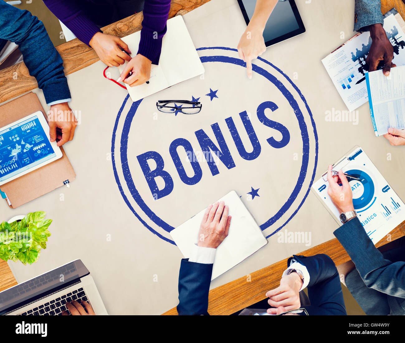 Bonus Prize Profit Incentive Additional Compensation Concept Stock ...