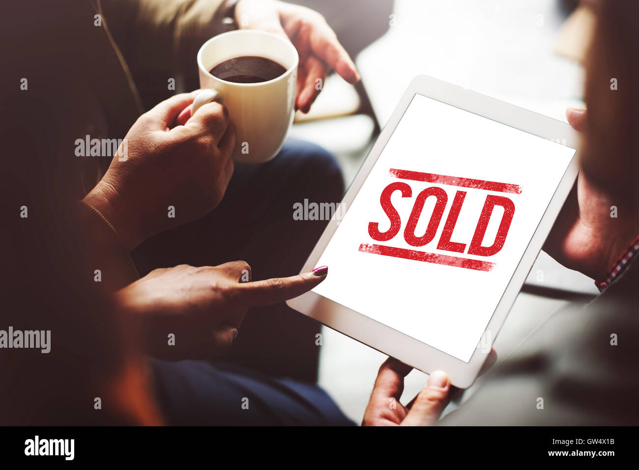 Sold Notice Stamp Concept Stock Photo - Alamy