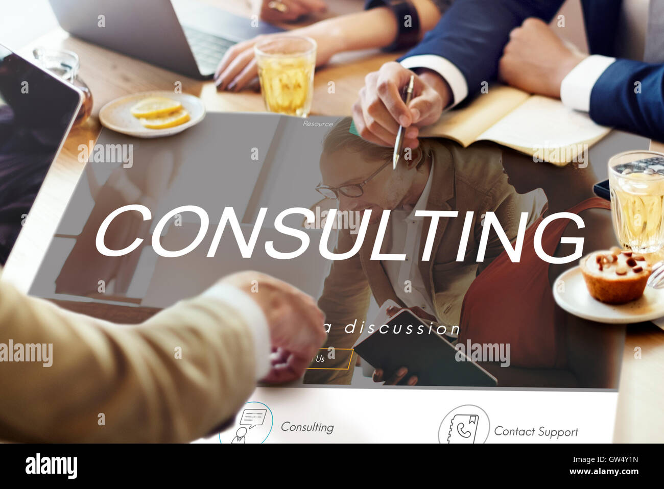 Advisory and assistance hi-res stock photography and images - Alamy