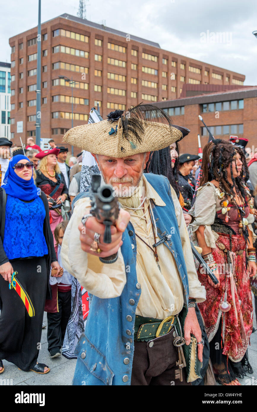 Jolly Roger flying over Liverpool Liverpool Pirate festival Stock Photo ...