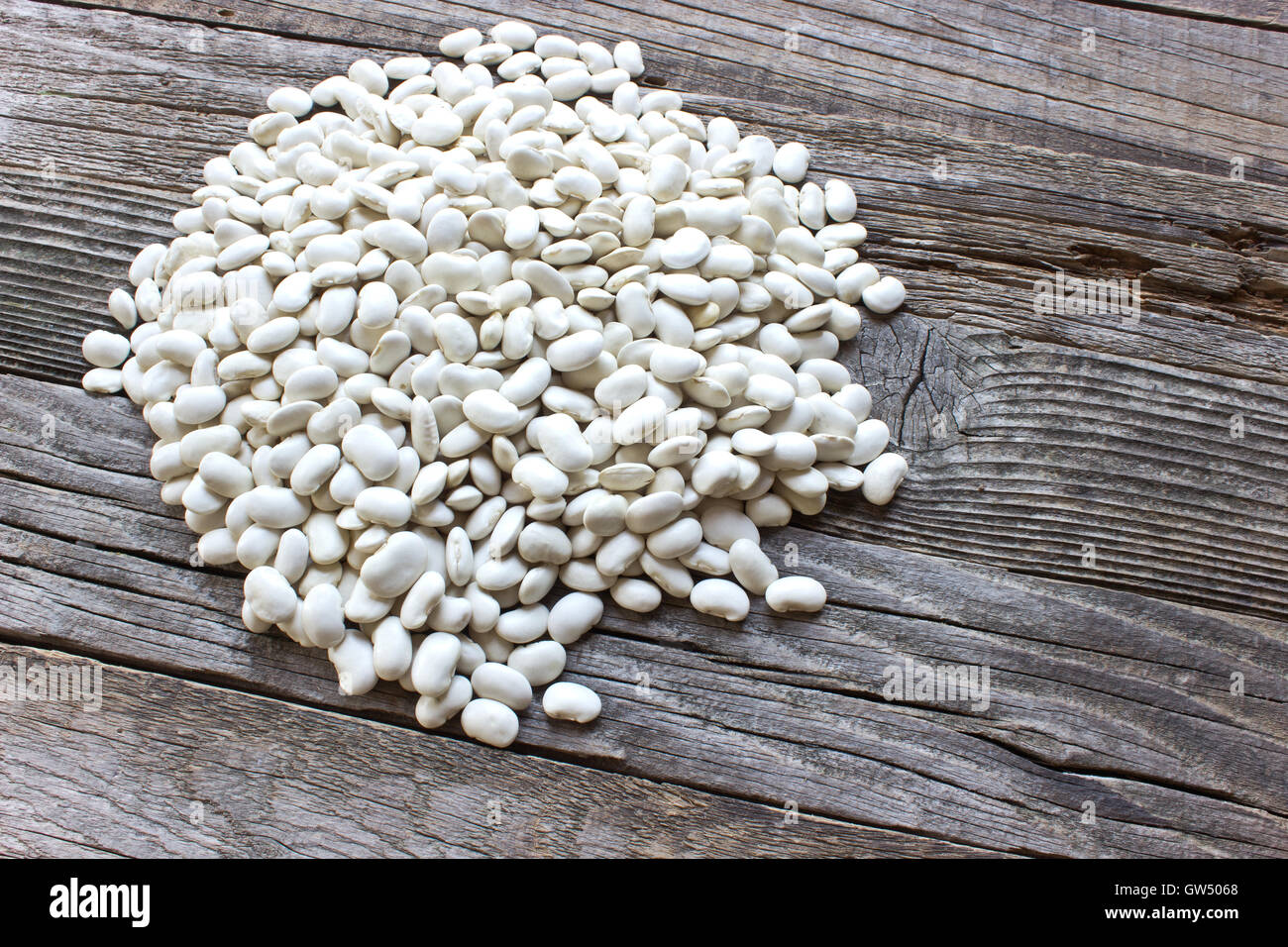Dry white bean hi-res stock photography and images - Alamy