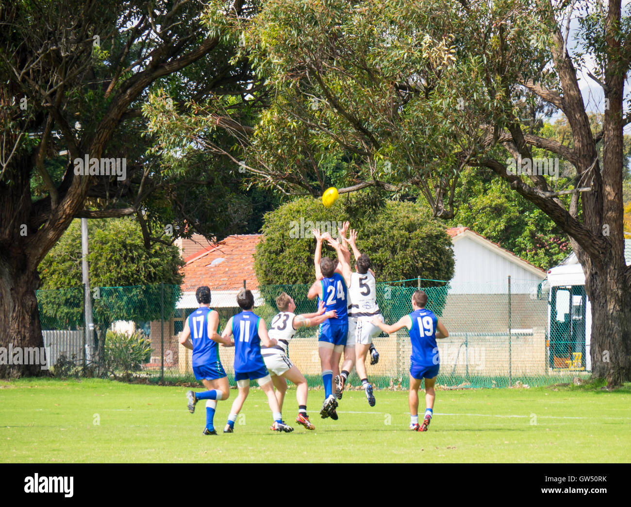 Australian rules football marking hi-res stock photography and images ...