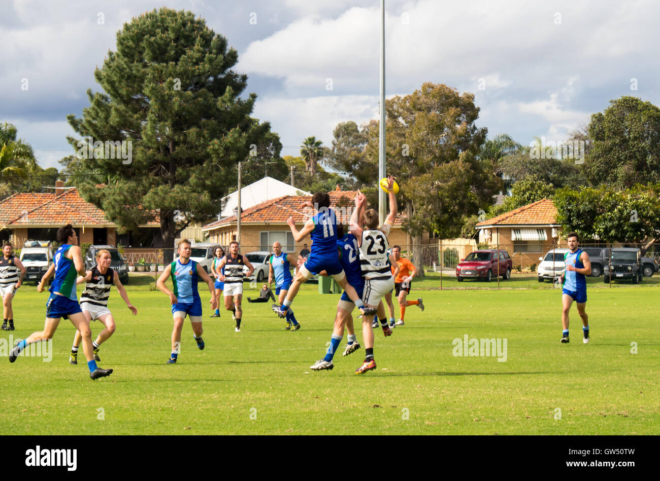 Australian rules football hi-res stock photography and images - Alamy